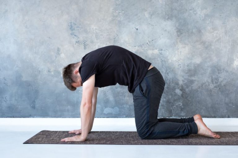 Alongamento para dor na lombar: 8 exercícios | Cia Athletica