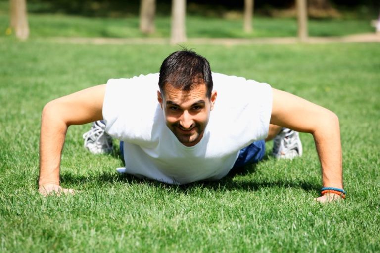 8 tipos de flexões para fortalecer e definir | Cia Athletica