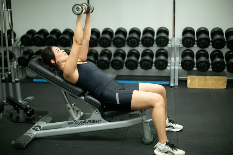 Supino Inclinado: Para Que Serve E Como Não Se Lesionar